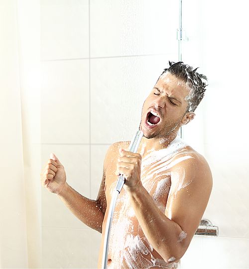 Beim Duschen aufdrehen und trotzdem sparen